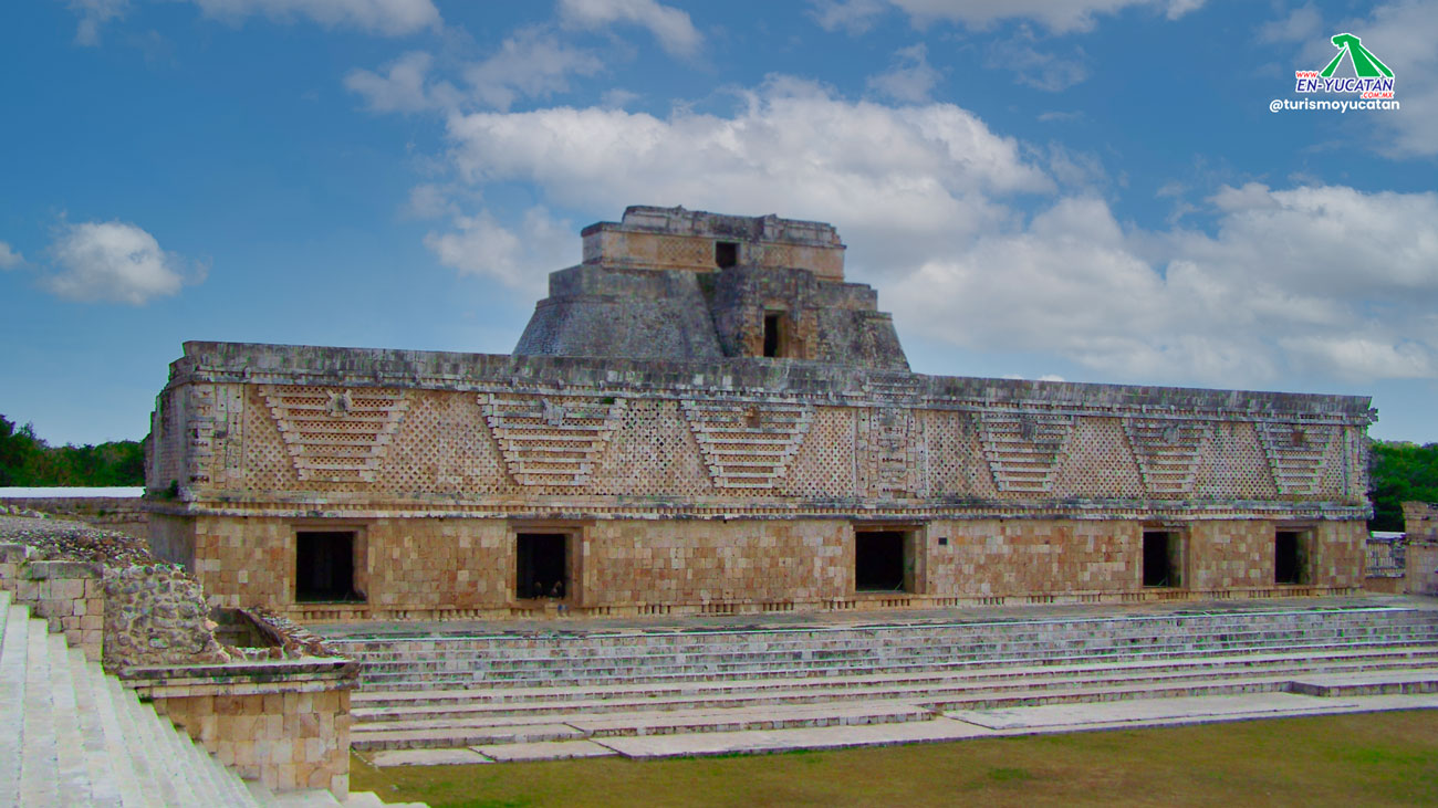 Cuadrángulo de las Monjas en Uxmal | Arquitectura Impresionante del ...